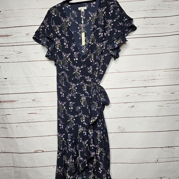Max Studio | Dresses | Max Studio Navy Floral Midi Wrap Dress | Poshmark